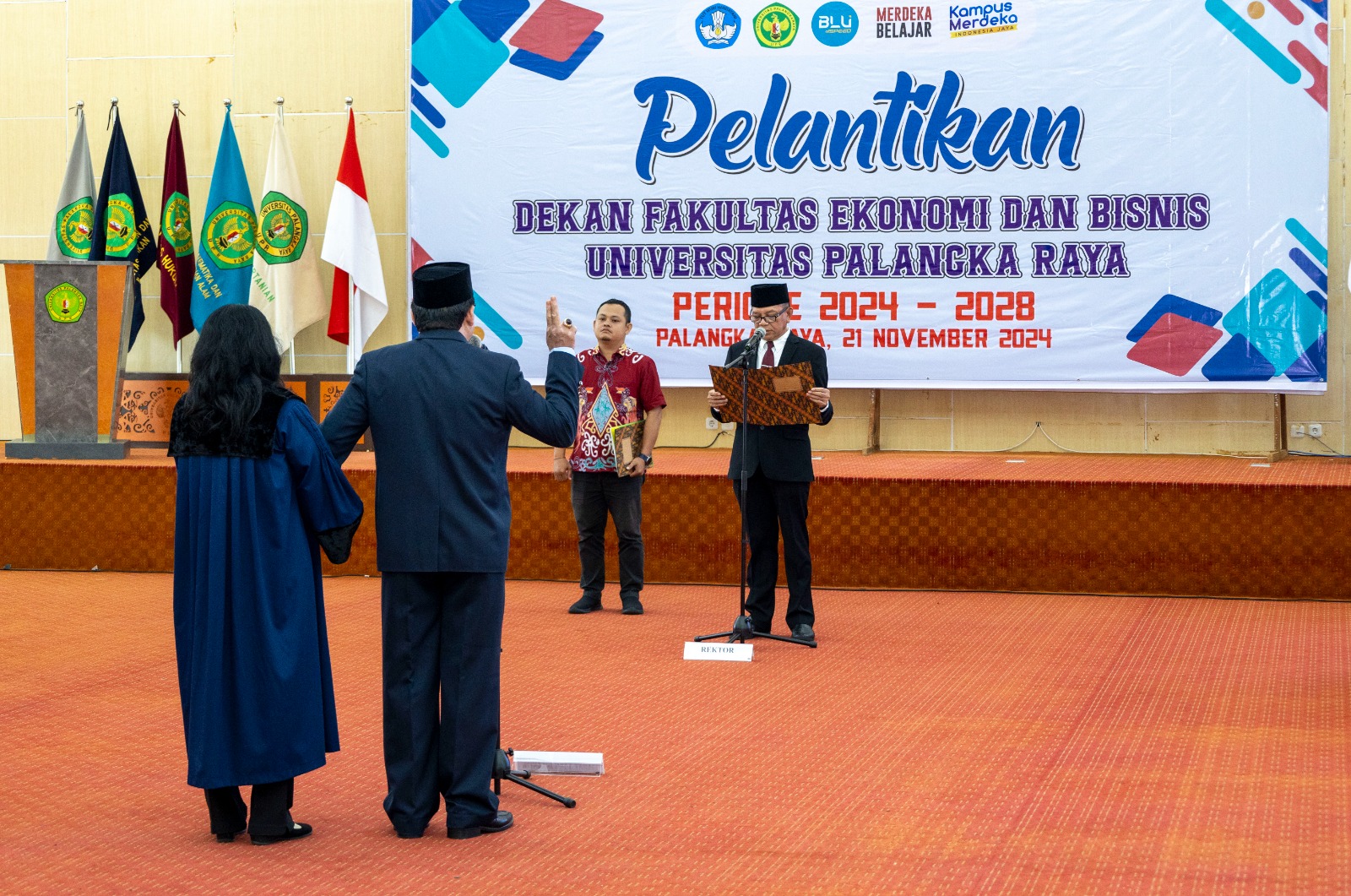 Rektor UPR Lantik Dekan Fakultas Ekonomi dan Bisnis - Ini Kalteng